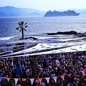 Le Bal des Fous à Cannes - Hôtel Athene Cannes